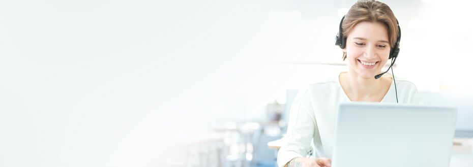 Customer Service Representative Services - Flatworld Solutions